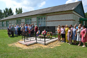 Погибшим землякам в годы Великой Отечественной войны, 1941-1945 гг. (Ryazan Region, Chuchkovskiy rayon, selo Zavidovo), anıt, heykel  Riazanskaya oblastından