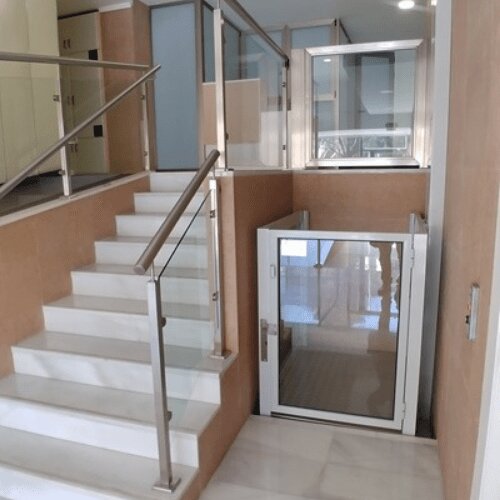 Engellilere yönelik ekipmanlar ve rehabilitasyon ürünleri Sillas Salvaescaleras Murcia - Simotec, Murcia, foto