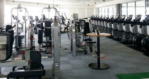 Fitness kulüpleri コナミスポーツクラブ 豊橋, Toyohaşi, foto
