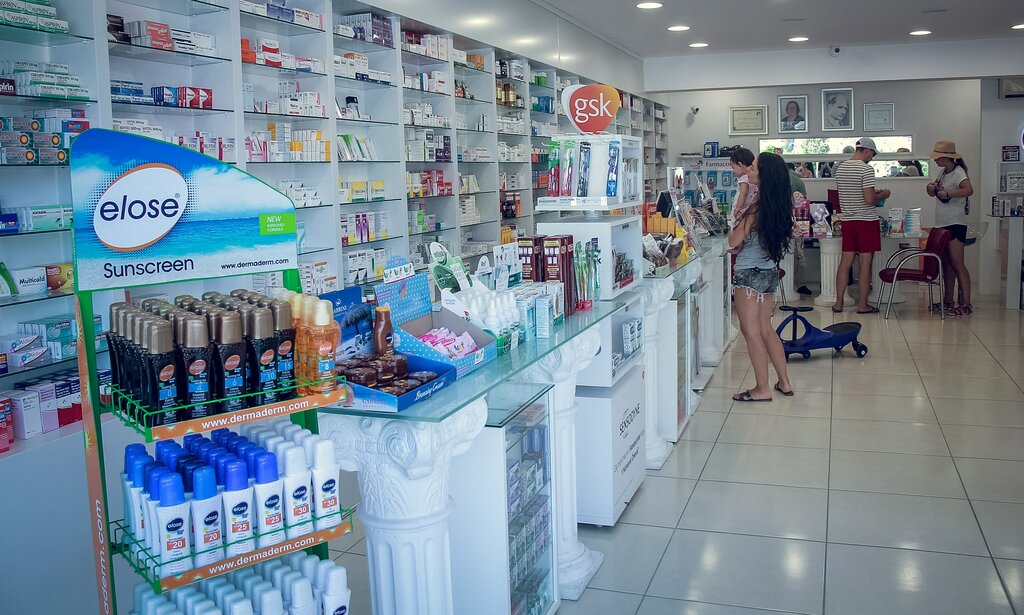 Eczaneler Özeroğlu Eczanesi, Serik, foto