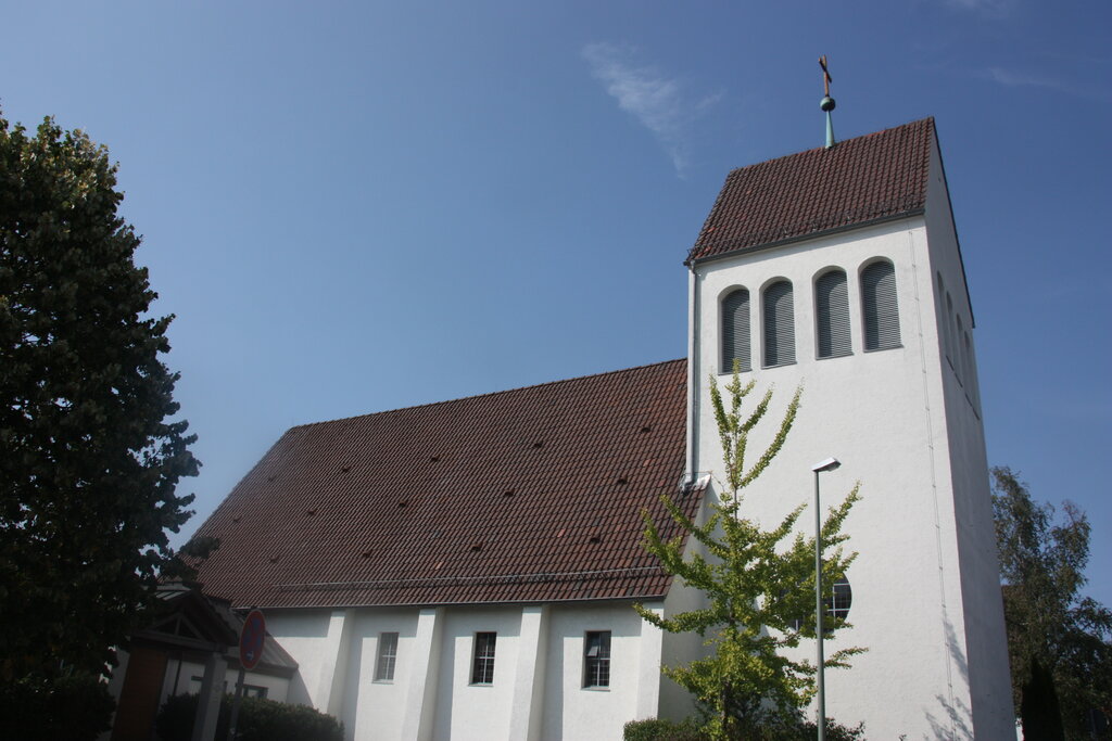 Dini dernekler Evangelische Friedenskirche Schwalbach am Taunus - Evangelische Friedens-Kirchengemeinde Schwalbach, Hesse, foto