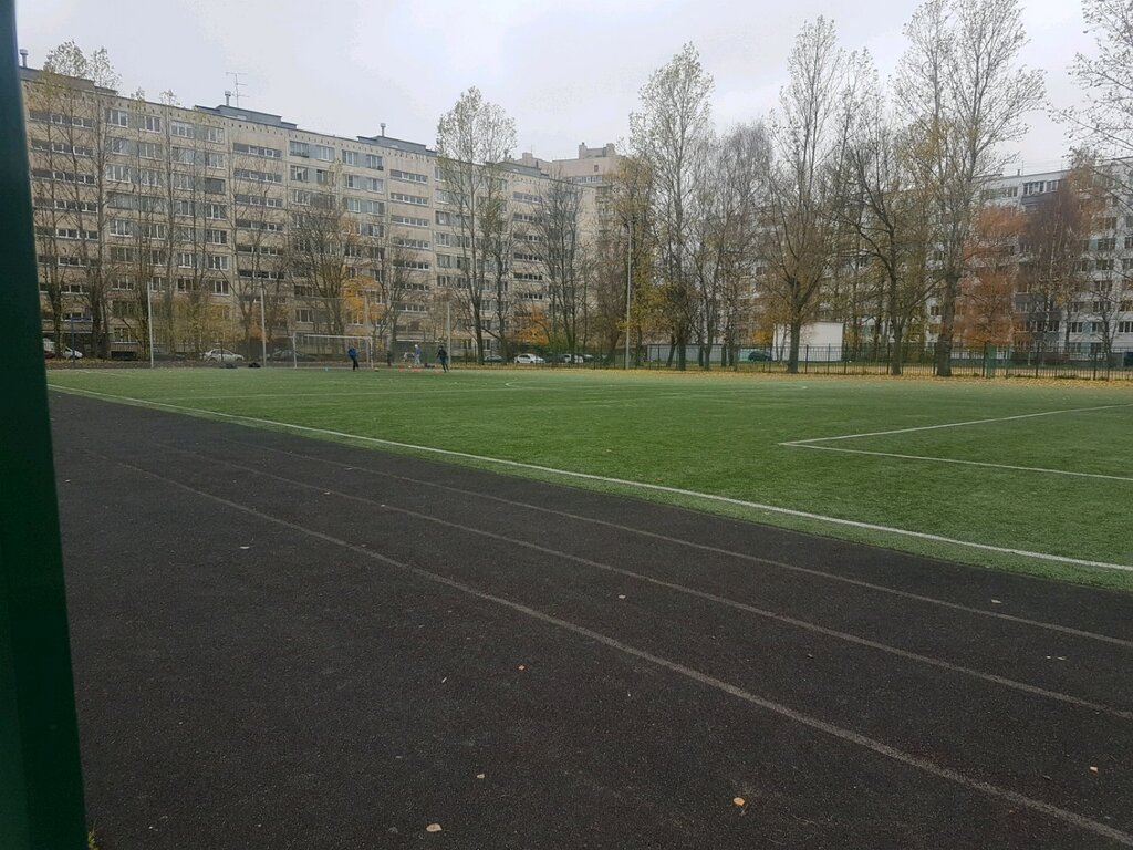 Spor alanı Стадион школы № 310, Saint‑Petersburg, foto