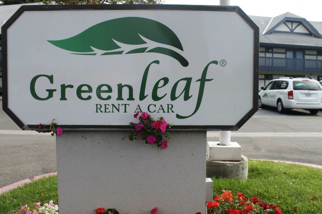 Kamyon ve ağır vasıta satış ve servis firmaları Greenleaf Rent A Car, Carlsbad, foto