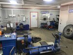 Регион Плюс (Khanty-Mansi Autonomous Area, Surgutskiy rayon, posyolok Solnechny), oto lastik tamiri  Hantı‑Mansi Özerk Okrugu'ndan