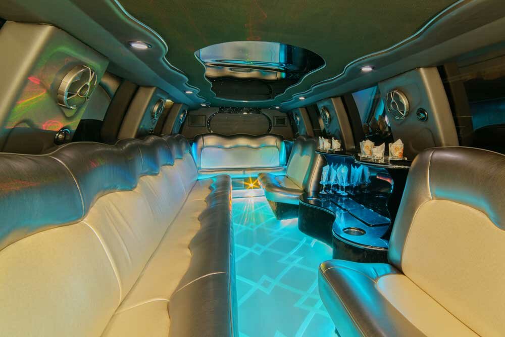 Şehiriçi yolcu taşımacılığı Limo Limo, Saint‑Petersburg, foto