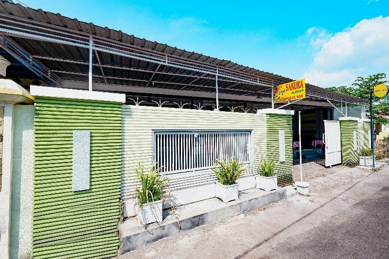 Otel Spot On 2171 Griya Sakura Syariah, , foto