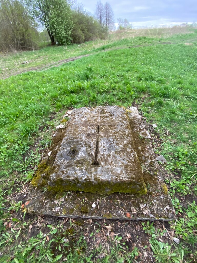 Anıt, heykel Древний склеп, Vitebskaya oblastı, foto