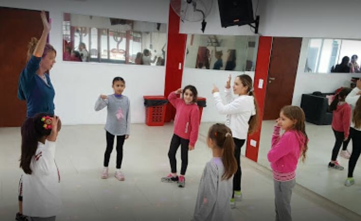Dans okulları Evolution Dance Estudio, , foto