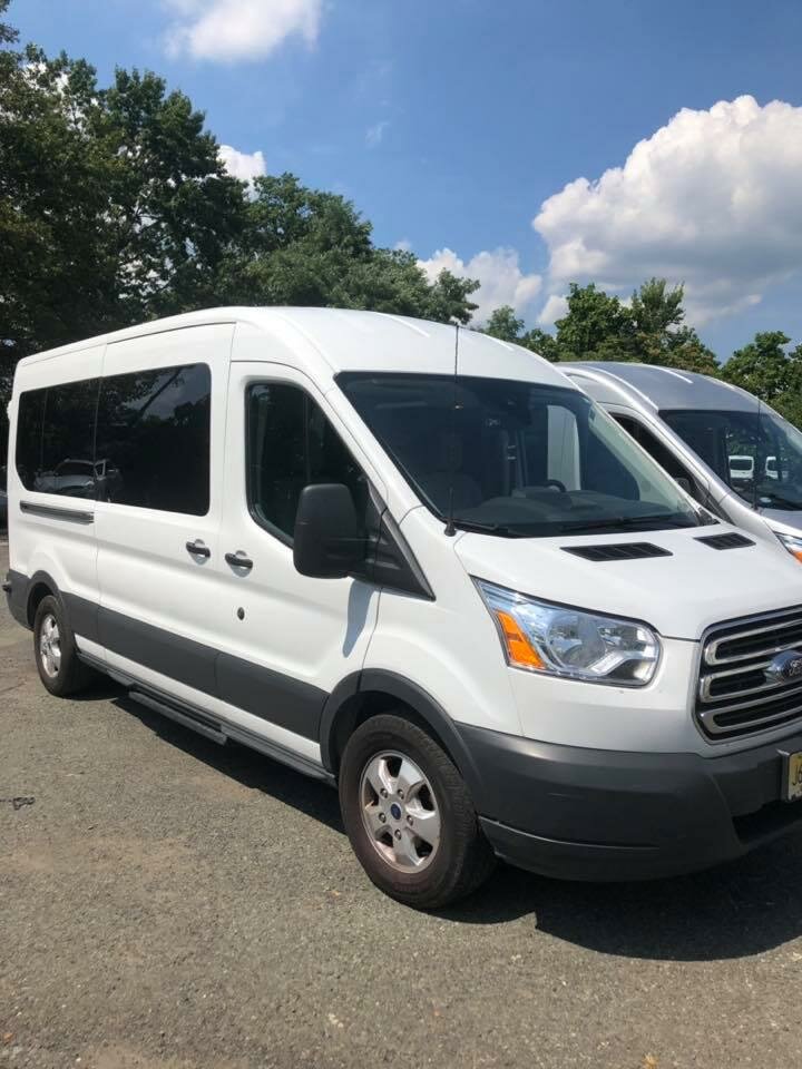 Kamyon ve ağır vasıta satış ve servis firmaları Value Van and Car Rental, New Jersey Eyaleti, foto