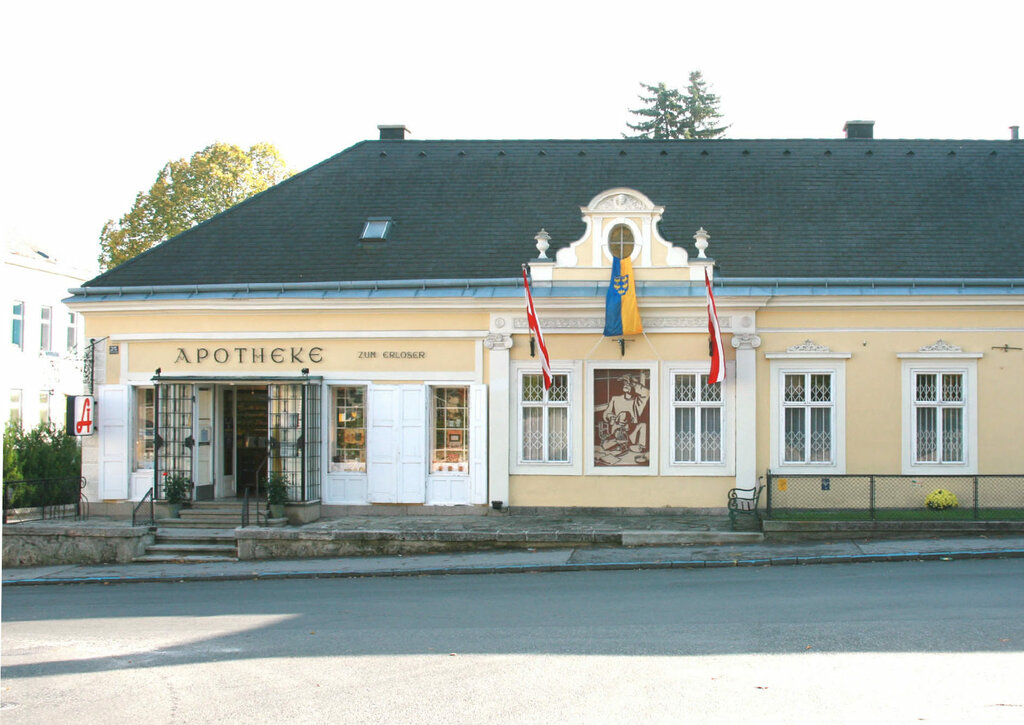Eczaneler Apotheke Zum Erlöser Mag pharm Ilse Wunderlich-Polzer, Aşağı Avusturya, foto