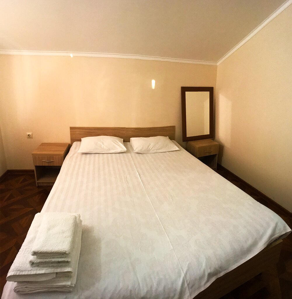 Otel Guest house on Tulipov, 1/9, Krasnodarski krayı, foto
