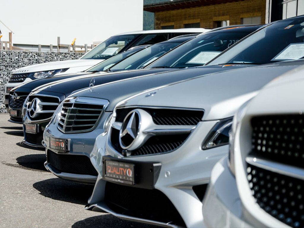 Motosiklet yedek parçaları Auto-Center Meiringen, , foto