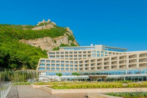 Qalaalti Hotel & SPA (Siyəzən rayonu, Qalaaltı kənd), otel  Siyezen Rayonu'ndan