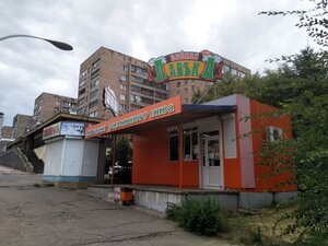 Пятница (Luhansk, vulytsia Tytova), bira dükkanı  Lugansk'tan
