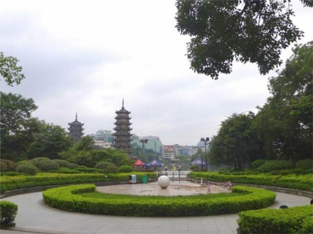 Otel Echarm Hotel Guilin City Center Xiangbi Mountain Scenic Spot, Guilin, foto