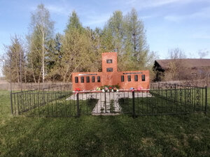Обелиск Памяти (Republic of Bashkortostan, Kaltasinskiy rayon, Kalmiyabashevskiy selsovet, derevnya Babayevo), anıt, heykel  Başkurdistan'dan