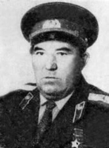 Anıt levhası, anıt taş Иванову Илье Даниловичу, Altayski krayı, foto