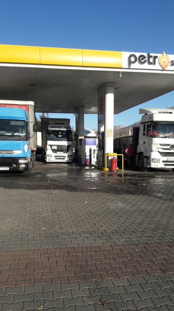 Benzin istasyonu Mtd petrol, Ulukışla, foto