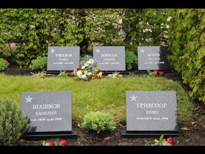 Захоронение советских военнослужащих (Skåne, The Malmo City), anıt, heykel  Malmö'den