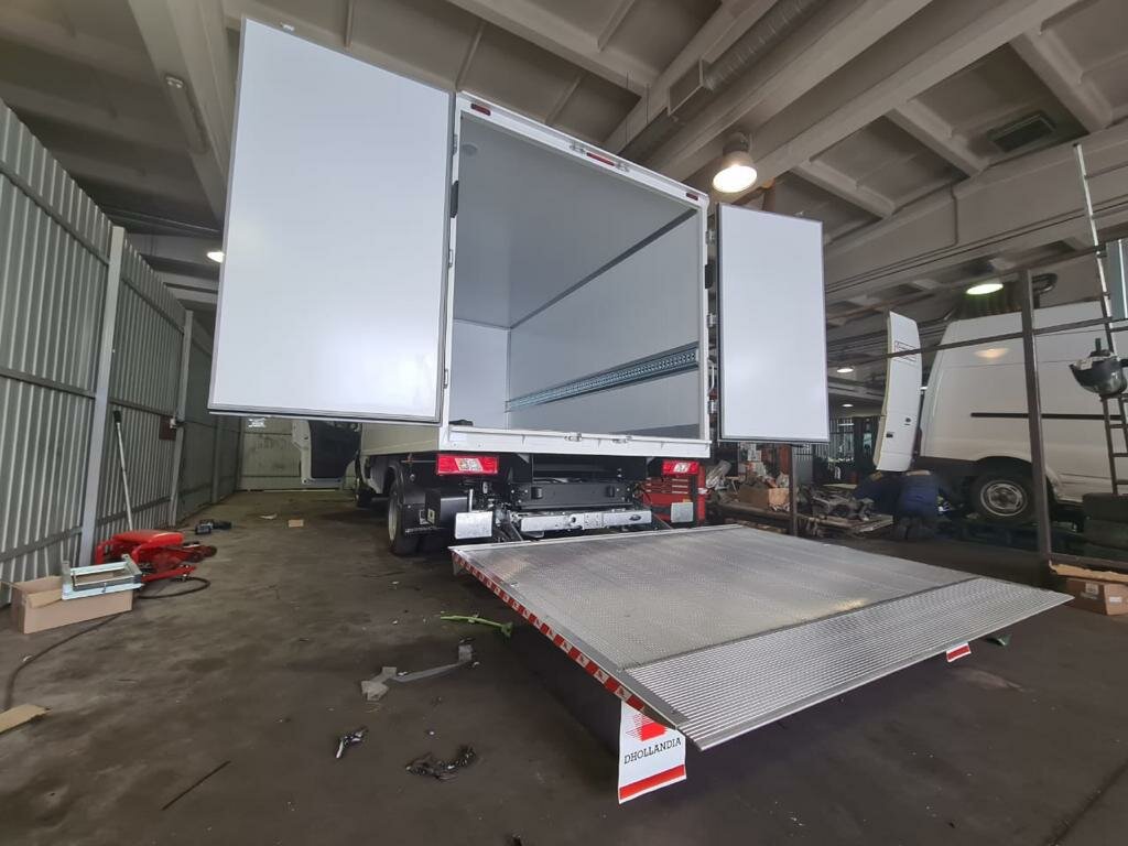 Vinç firmaları Avto-Sever, Saint‑Petersburg, foto