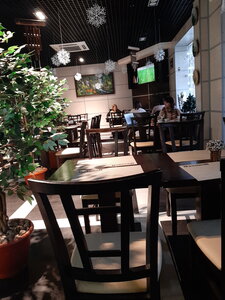 U Olega (Bolnichny proyezd No:16с2), kafe  Pokrov'dan