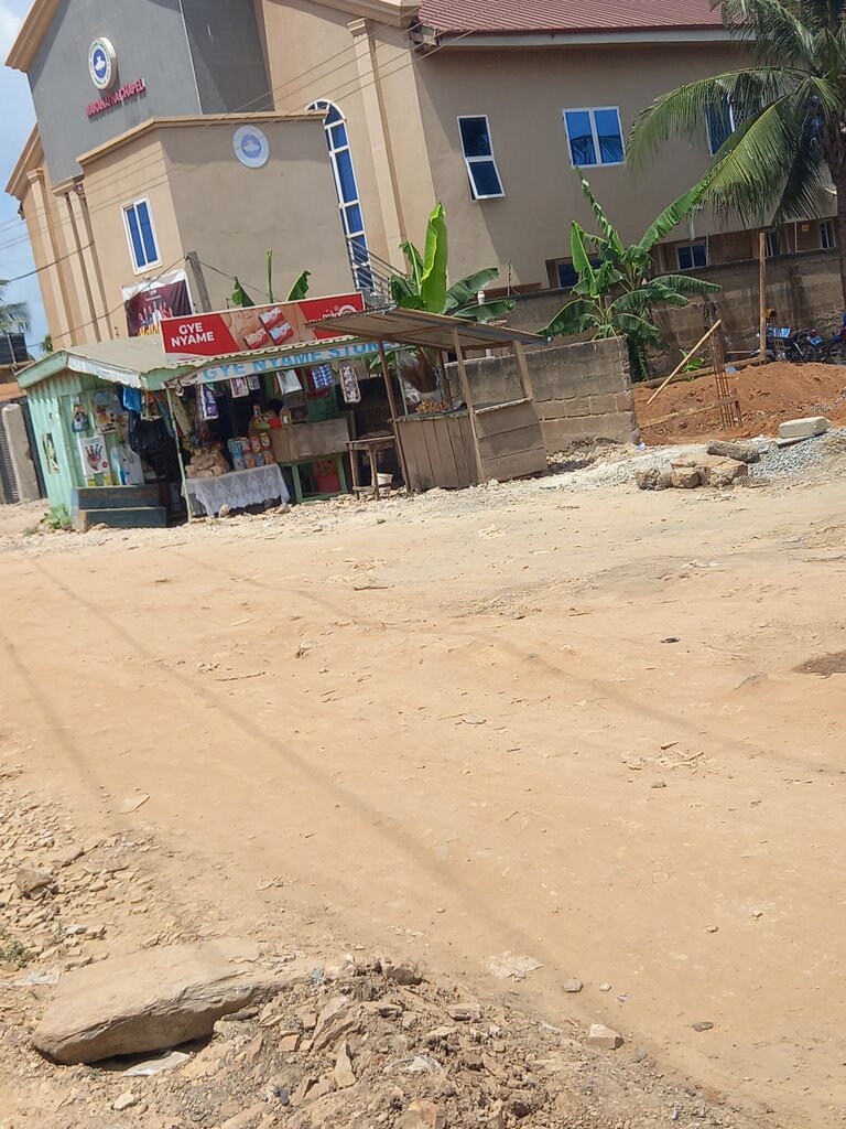 Giyim mağazası Nyame Guso Hyira Me, Dünya, foto