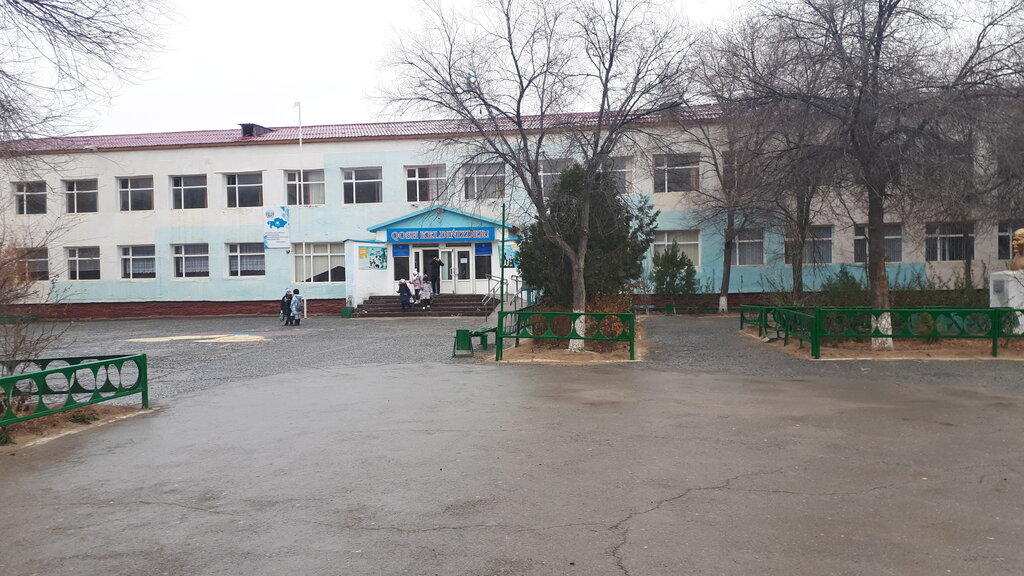 Ortaokul Secondary School No. 8, Janaözen, foto