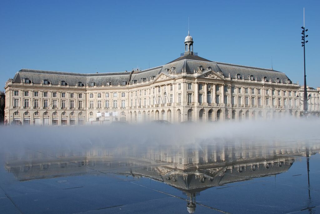Geziler Wine Friend Bordeaux, Bordeaux, foto