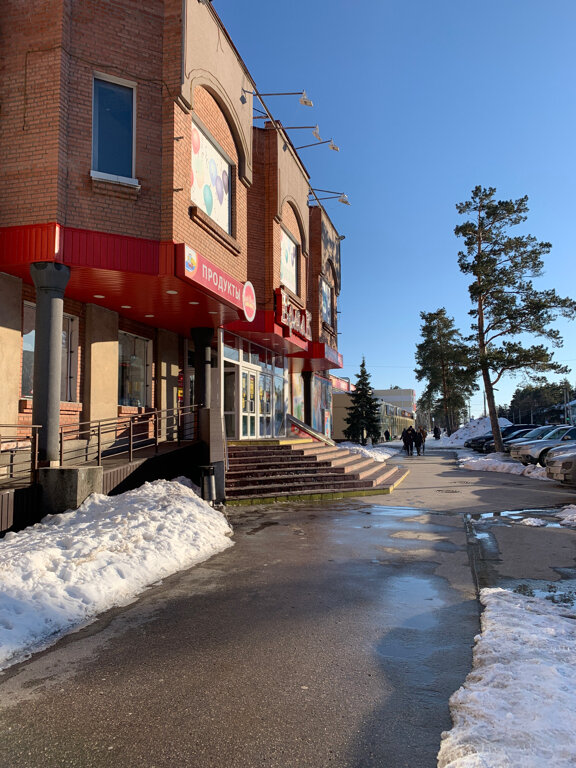 Market Ермак, Dmitrovgrad, foto