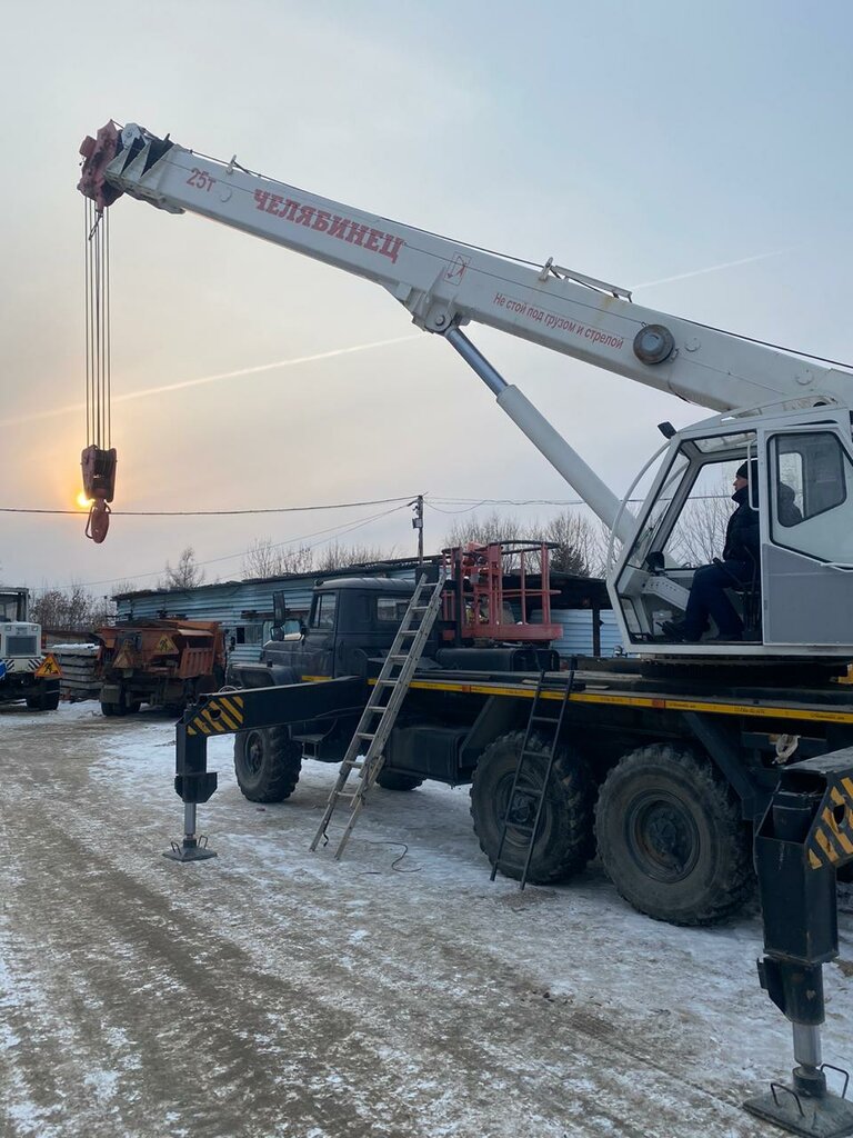 Kamyon ve ağır vasıta satış ve servis firmaları Масштаб, Habarovsk, foto