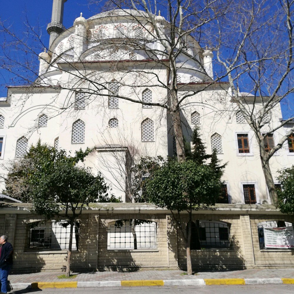 Cami Bahçelievler Müftülüğü Şehit Mehmet Karaaslan Camii, İstanbul, foto