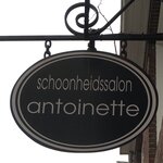 Antoinette Schoonheidssalon (Zeelsterstraat No:107), güzellik salonu  Eindhoven'den