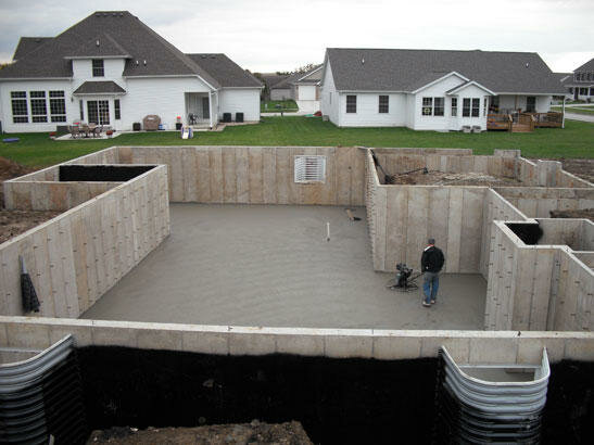 Beton ve beton ürünleri üreticileri Jre Construction, Springfield, foto