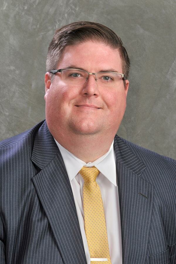 Yatırım fonu firmaları Edward Jones - Financial Advisor: John C Hughey, Jackson, foto