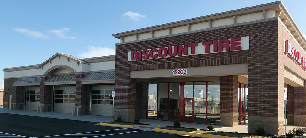Jant ve lastikçiler Discount Tire, Olathe, foto