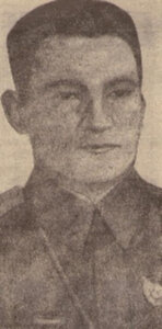 В.Г. Дуенко (Volgograd Region, Oktyabrskiy rayon, selo Aksay, Kolkhoznaya ulitsa), anıt, heykel  Volgogradskaya oblastından