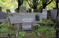 Ünlü kişilerin mezarları Герой Советского Союза В.П. Гуманенко 1911-1982, Saint‑Petersburg, foto