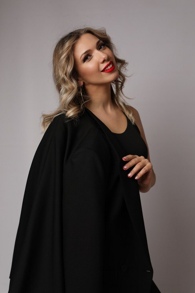 Kalıcı makyaj stüdyosu Studio Alla Vladich, Moskova, foto