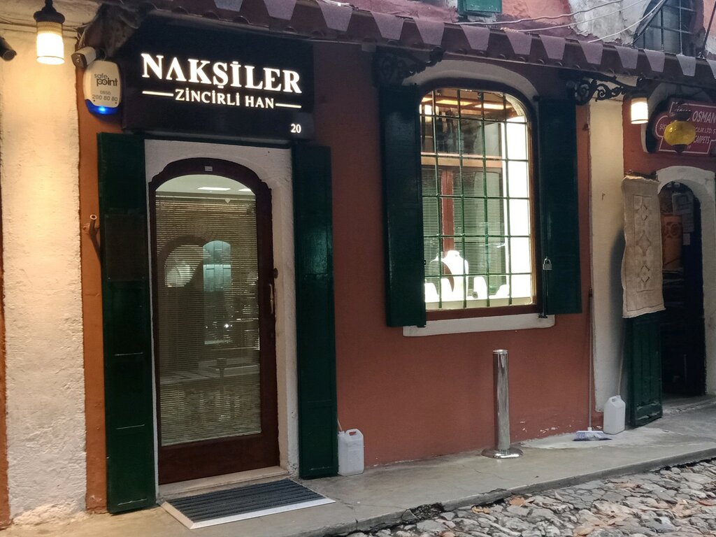 Kuyumcular Nakşiler Zincirli Han, İstanbul, foto