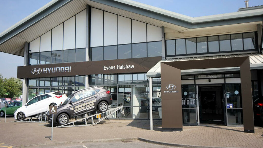 Otomobil satış galerileri Evans Halshaw Hyundai Gateshead, İngiltere, foto