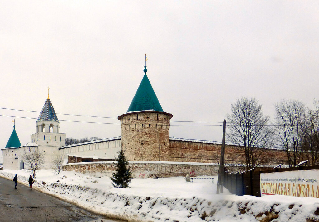 Turistik yerler Юго-западная башня, Kostroma, foto