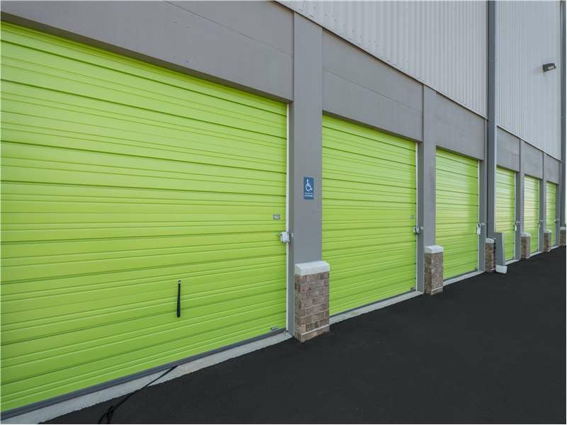 Tekne, kayık, yat Extra Space Storage, Knoxville, foto