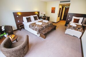 Hotel Zochova Chata (Bratislavský kraj, Pezinok, Piesok), otel  Bratislava Region'dan