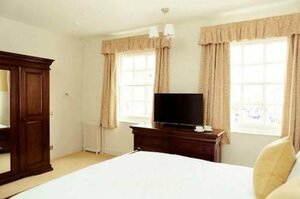 The King's Arms Hotel and Restaurant (England, Oxfordshire County, B4100), otel