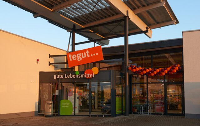 Süpermarket Tegut... gute Lebensmittel, Hesse, foto