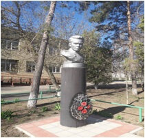Anıt, heykel М.Ф. Потапов, Rostovskaya oblastı, foto
