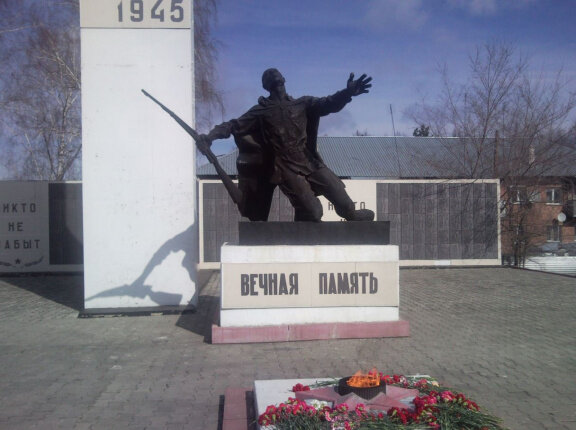 Anıt, heykel Мемориал землякам, павшим в годы Великой Отечественной войны, , foto
