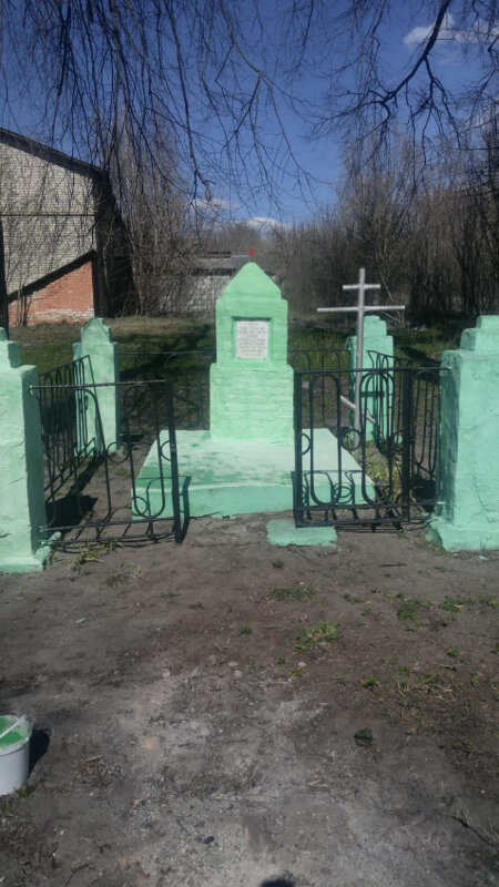 Anıt, heykel Братская могила, Brianskaya oblastı, foto