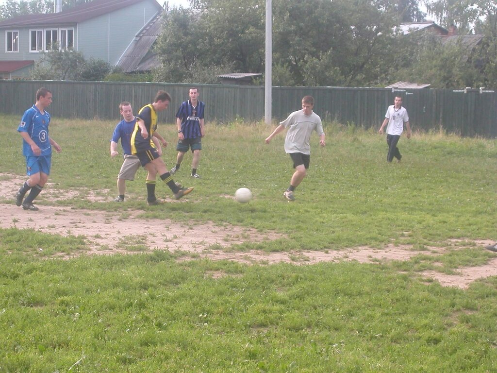 Spor alanı Футбольное поле, Moskova ve Moskovskaya oblastı, foto