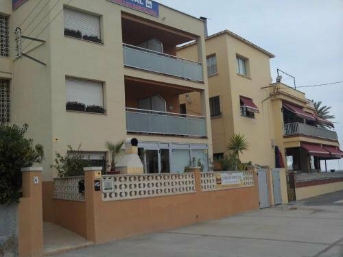 Otel Hostal Cubelles, Katalonya, foto